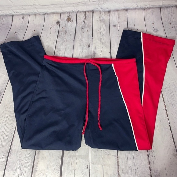 Everlast | Pants & Jumpsuits | Everlast Navy Blue And Red Workout Capri ...